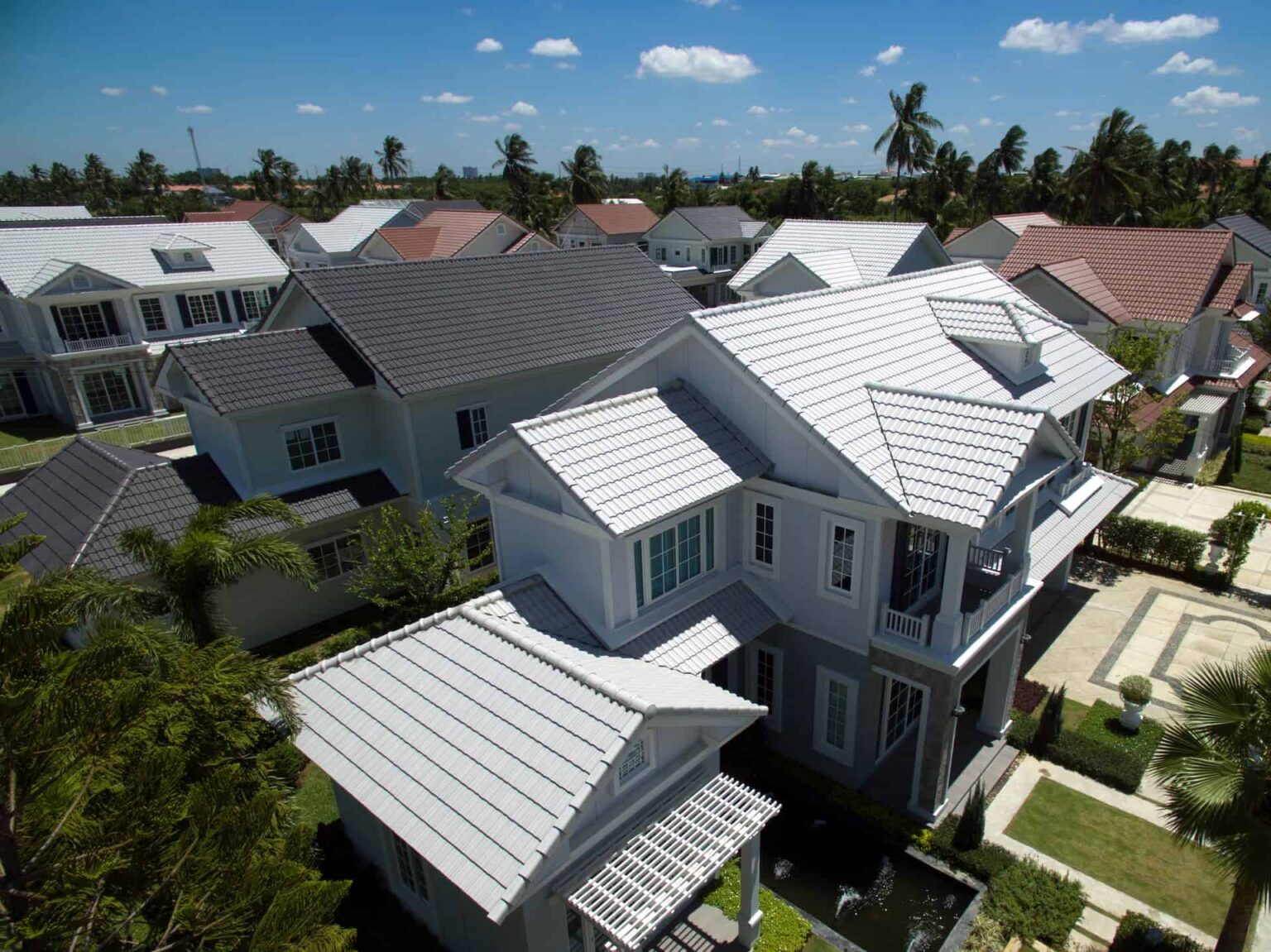 The Central Florida Synergy: Top-Tier Roofing Meets Top Builder Fencing ...